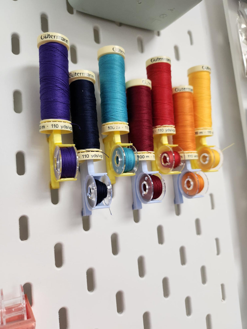 Skadis Bobbin & Thread Holder – CLCPrints